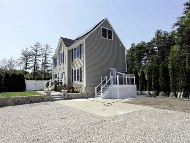 house with 4 bedroom, Acushnet MA ES104852210