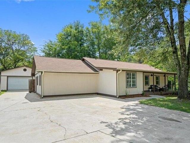 house with 4 bedroom, Acworth GA DS92558861