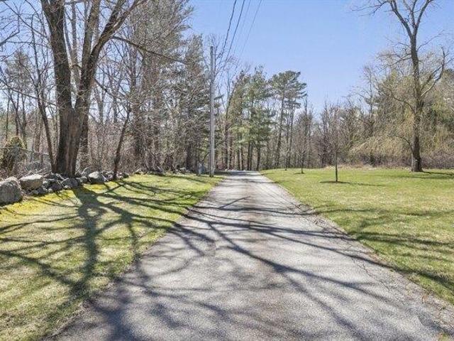 house with 4 bedroom, Abington MA ES102961168