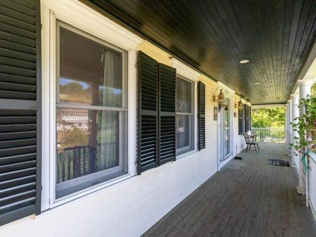 house with 4 bedroom, Abington MA ES103806702