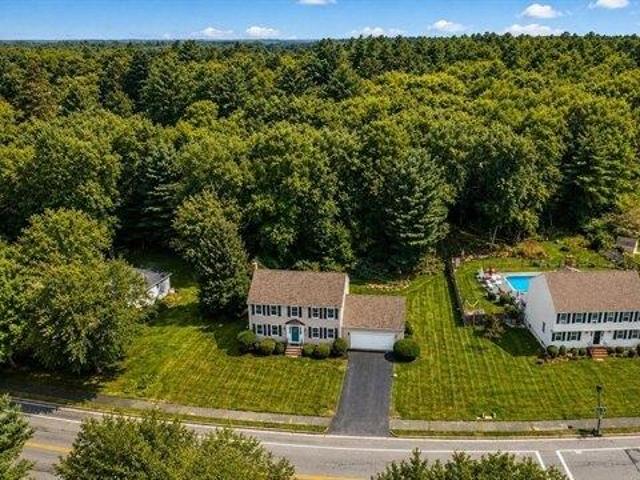 house with 4 bedroom, Abington MA ES105143204