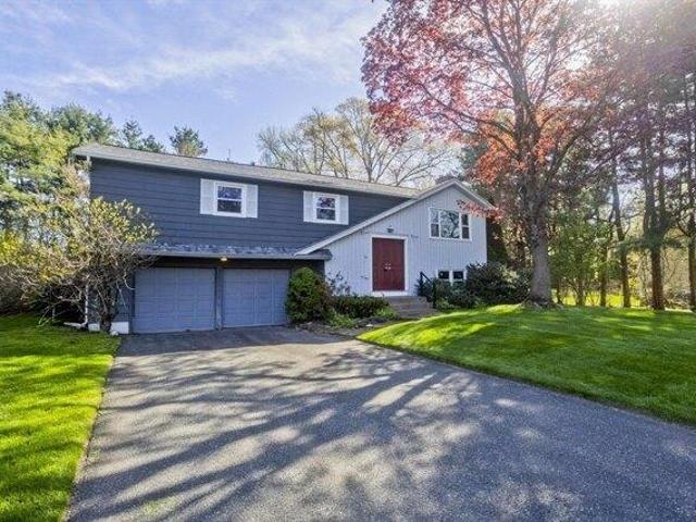 house with 4 bedroom, Agawam MA DS102859521