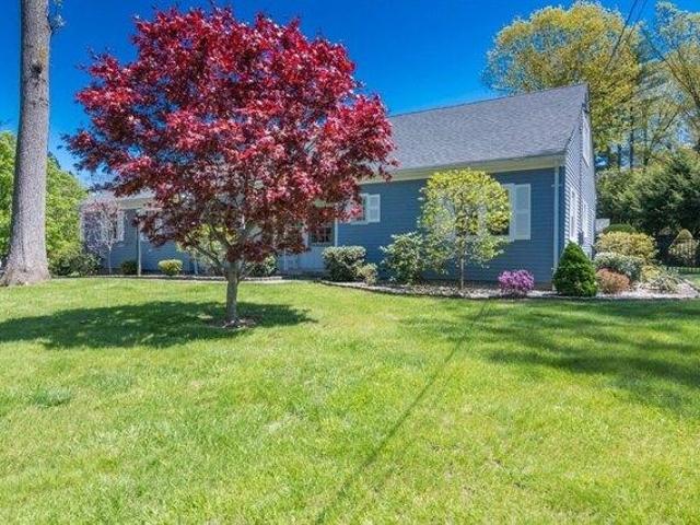 house with 4 bedroom, Agawam MA DS102369763