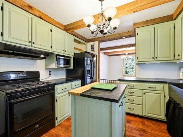 house with 4 bedroom, Agawam MA ES103436599