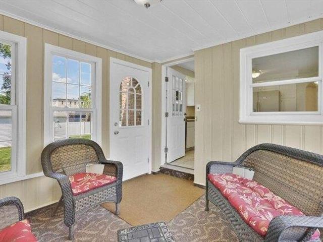 house with 4 bedroom, Agawam MA ES103224081