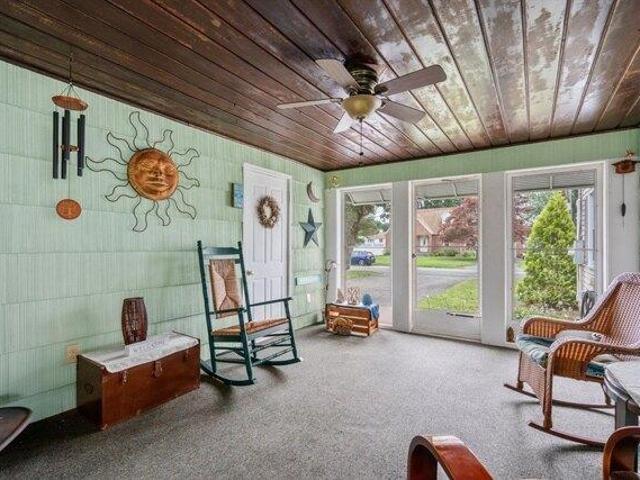 house with 4 bedroom, Agawam MA ES104758049