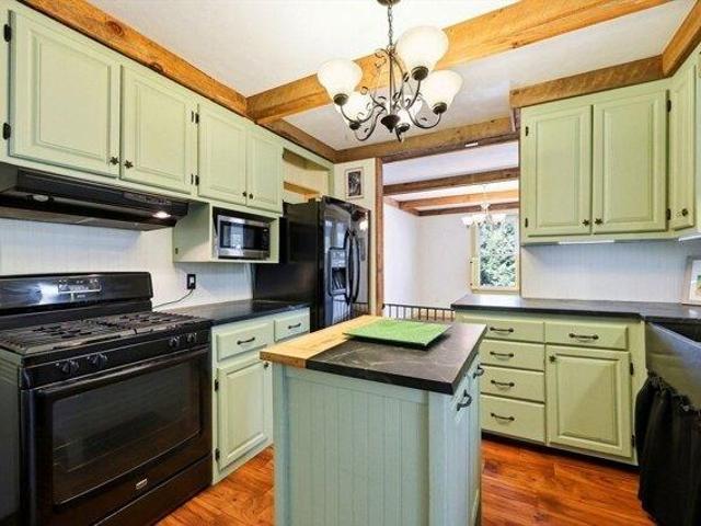 house with 4 bedroom, Agawam MA ES105059480