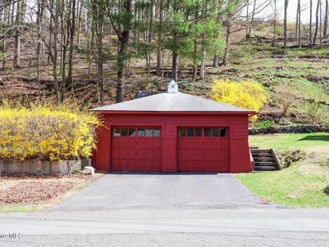 house with 4 bedroom, Adams MA DS103126402