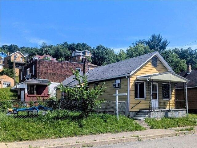 house with 4 bedroom, Aliquippa PA DS103627097