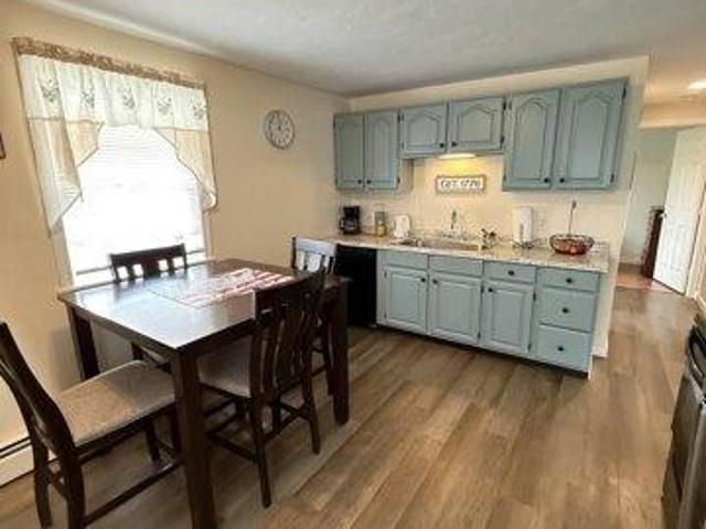 house with 4 bedroom, Allenstown NH DS104236684