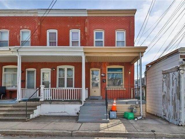 house with 4 bedroom, Allentown PA DLS89268443