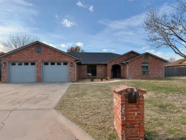 house with 4 bedroom, Altus OK DLS89552444
