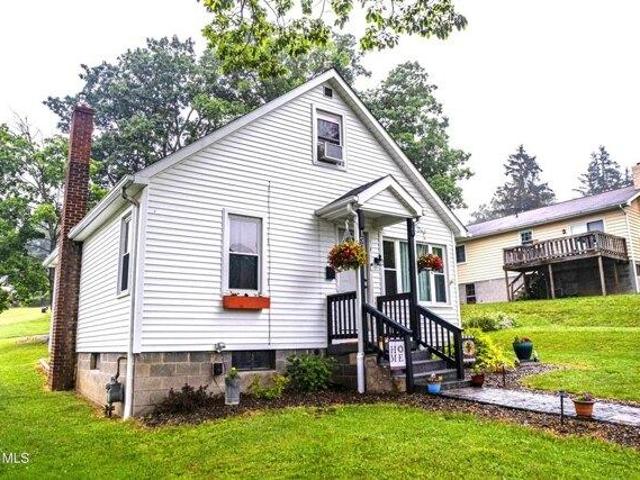 house with 4 bedroom, Altoona PA DLS92311932