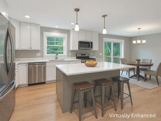 house with 4 bedroom, Alton NH DS103163254