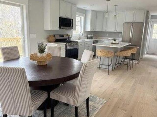 house with 4 bedroom, Alton NH ES104834328