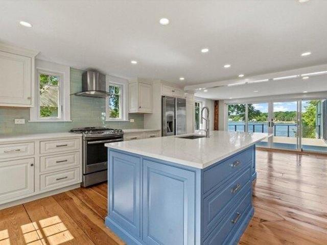 house with 4 bedroom, Amesbury MA DLS102258955