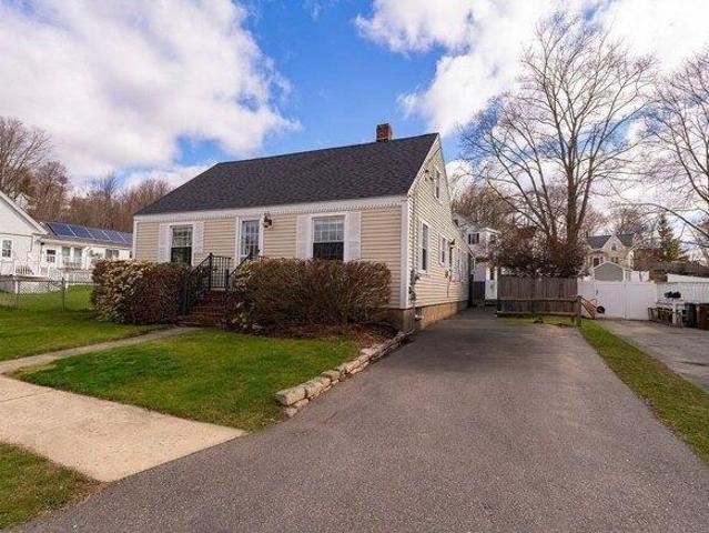 house with 4 bedroom, Amesbury MA DS102726321