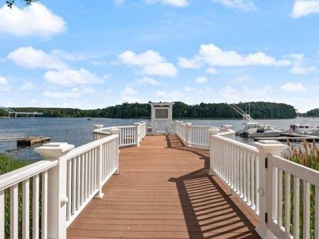 house with 4 bedroom, Amesbury MA ES103889539