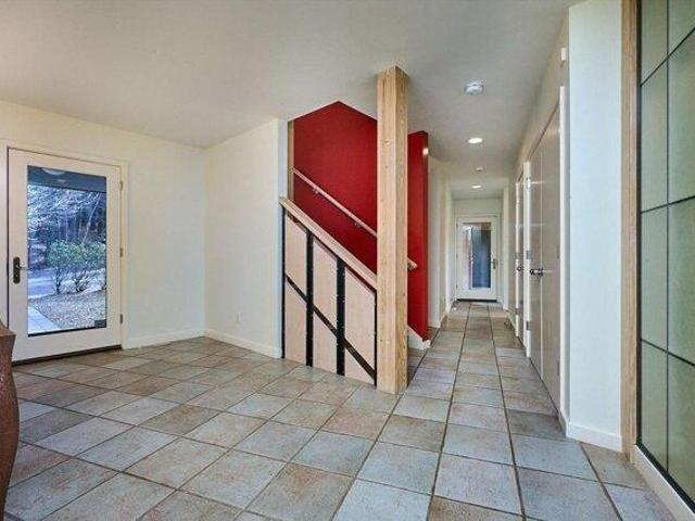house with 4 bedroom, Amherst MA DS102635336
