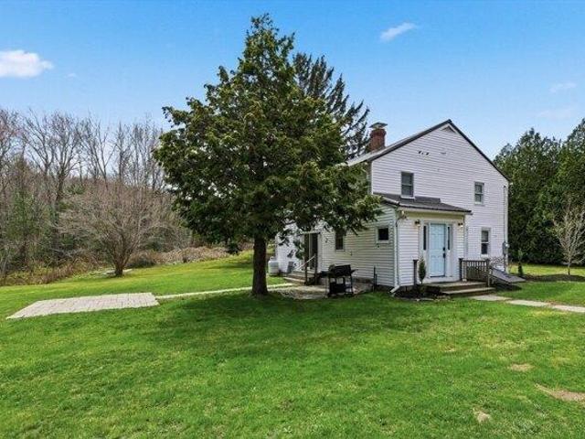 house with 4 bedroom, Amherst MA DS102633515
