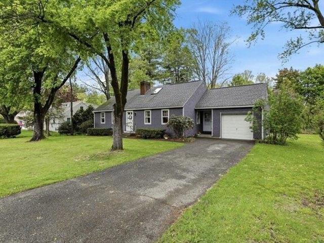 house with 4 bedroom, Amherst MA DS103071158