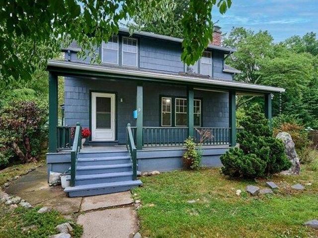 house with 4 bedroom, Amherst MA ES104441559