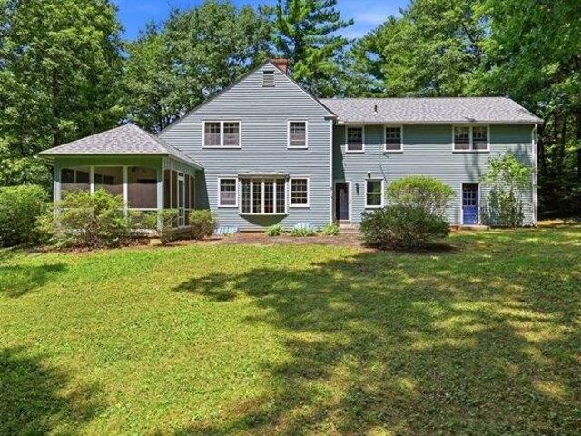 house with 4 bedroom, Amherst MA ES104835233