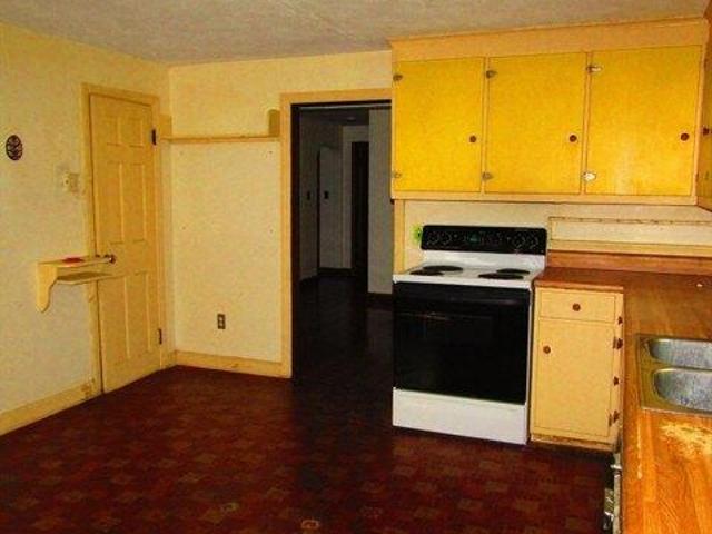 house with 4 bedroom, Amherst MA ES105117664