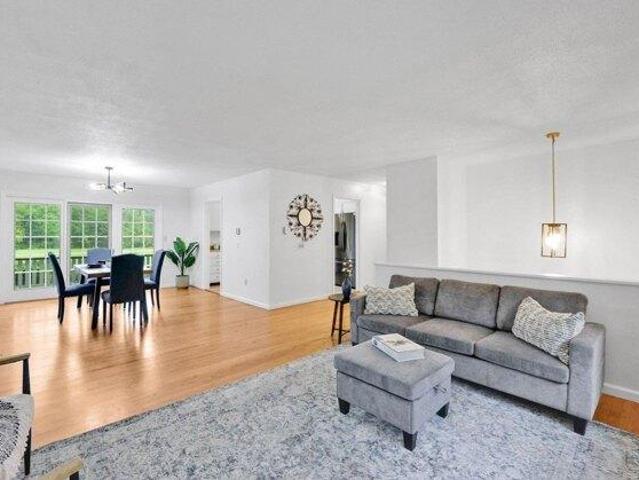 house with 4 bedroom, Amherst MA ES103774538
