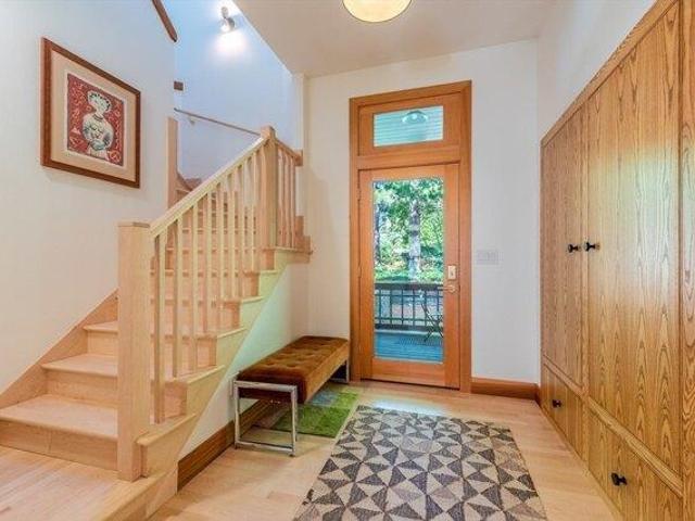 house with 4 bedroom, Amherst MA ES103808376
