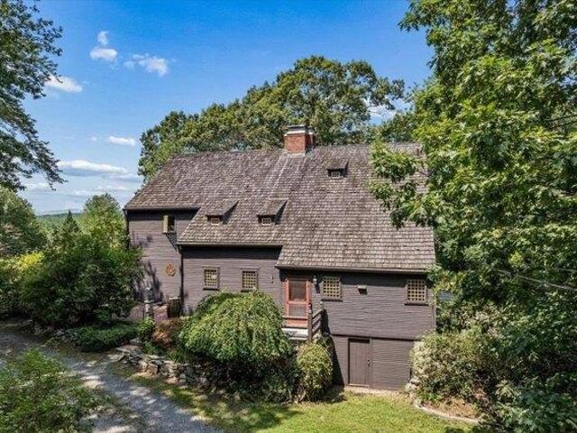 house with 4 bedroom, Amherst NH ES105206295
