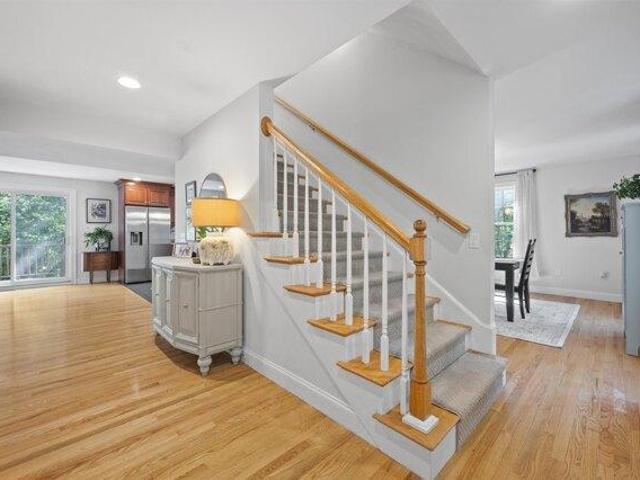 house with 4 bedroom, Amherst NH ES103437731