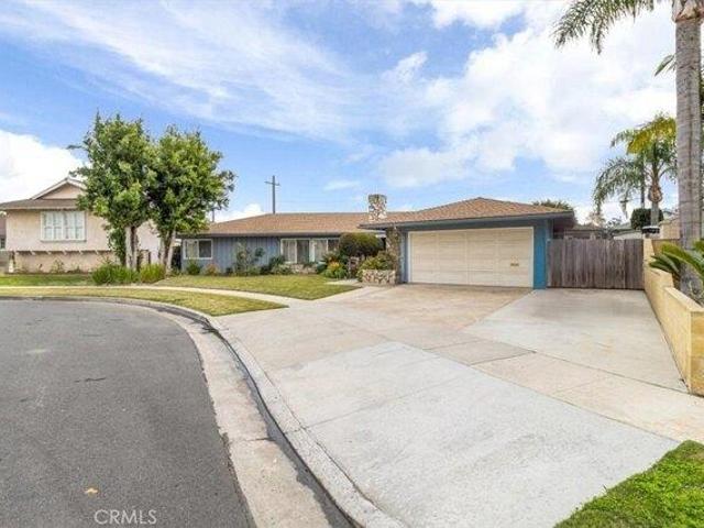 house with 4 bedroom, Anaheim CA DS88451798