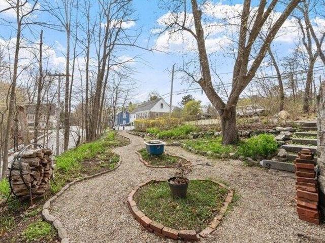 house with 4 bedroom, Andover MA DLS102668802
