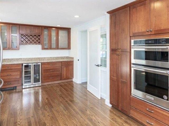 house with 4 bedroom, Andover MA DLS102827996