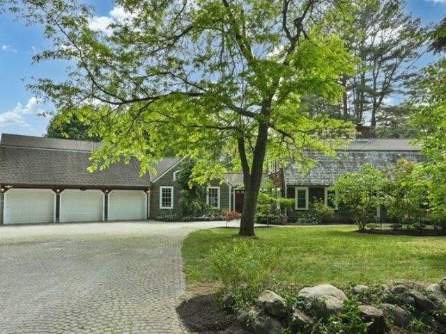 house with 4 bedroom, Andover MA DS104007853