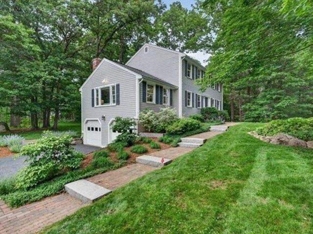 house with 4 bedroom, Andover MA DS104262426