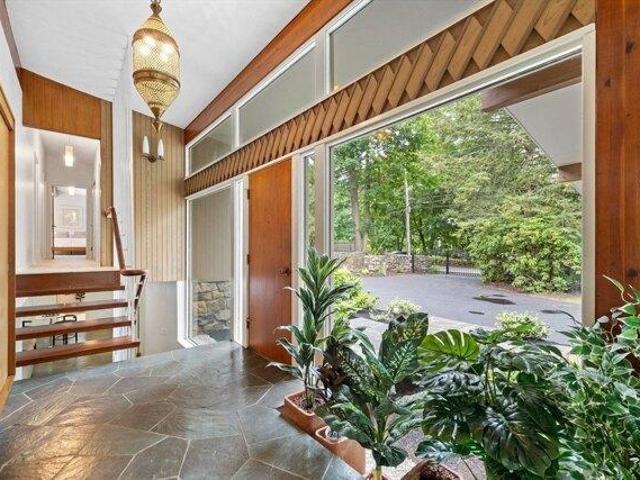 house with 4 bedroom, Andover MA ES104410254