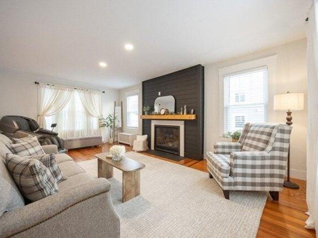 house with 4 bedroom, Andover MA ES102826011