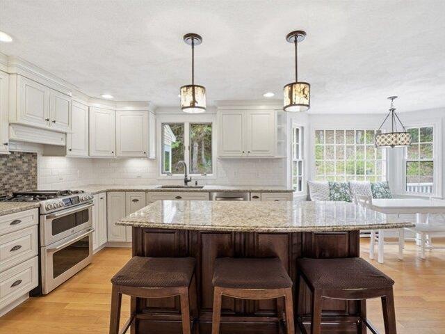 house with 4 bedroom, Andover MA ES103969198