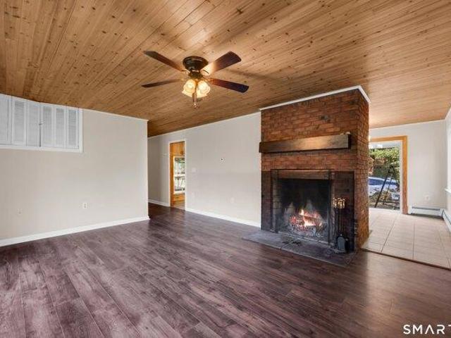 house with 4 bedroom, Andover CT ES104609209