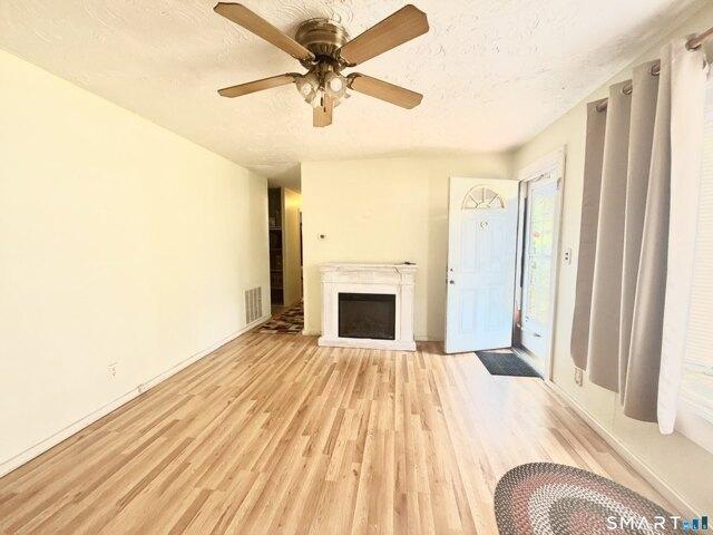 house with 4 bedroom, Ansonia CT ES104263081