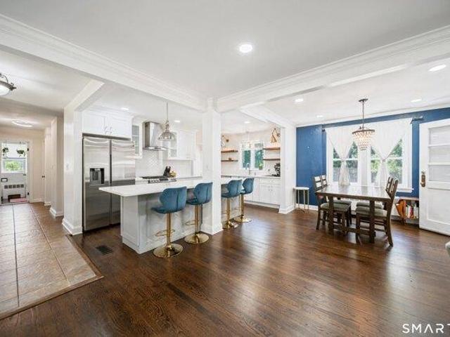 house with 4 bedroom, Ansonia CT ES104567220