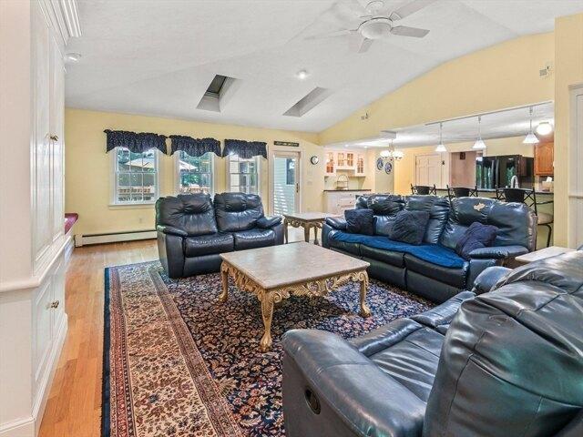 house with 4 bedroom, Ashland MA DS104332910