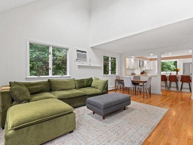 house with 4 bedroom, Ashland MA ES104607133