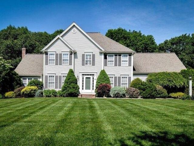 house with 4 bedroom, Ashland MA ES103852608
