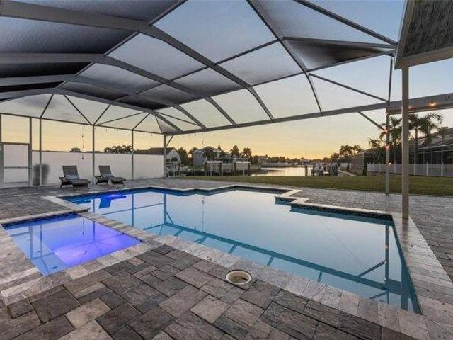 house with 4 bedroom, Apollo Beach FL ES104898955