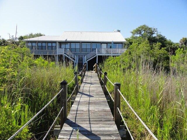 house with 4 bedroom, Apalachicola FL DLS91815874
