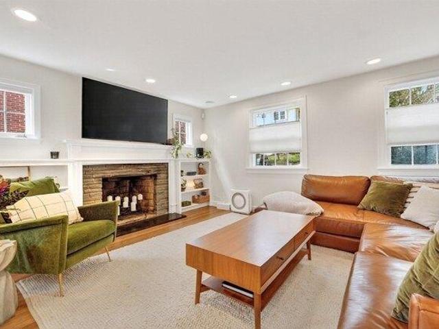 house with 4 bedroom, Arlington MA DLS102668883