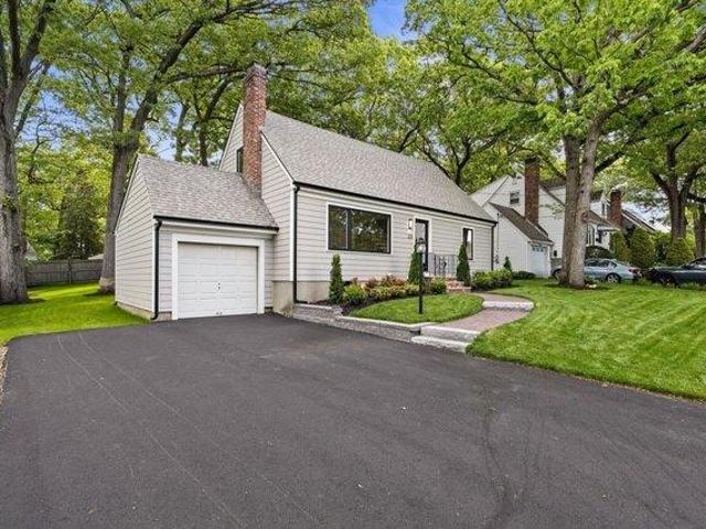house with 4 bedroom, Arlington MA ES103248847